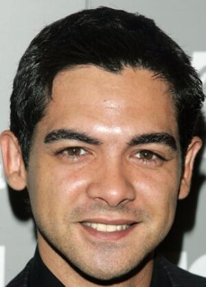 Alexis Cruz Biography | Fandango